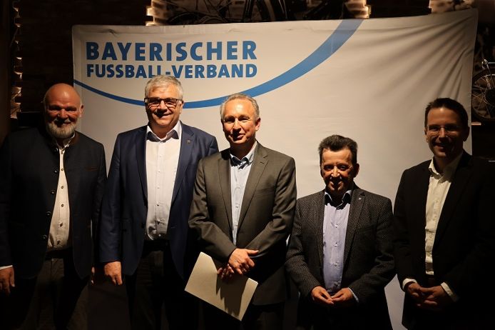 Bezirk Mittelfranken dankt „stillen Helden“ | BFV
