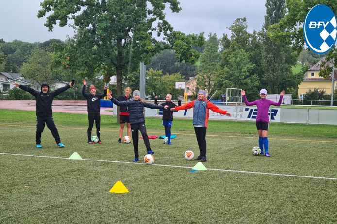 Mädchenfußball bei TUS Prien | BFV