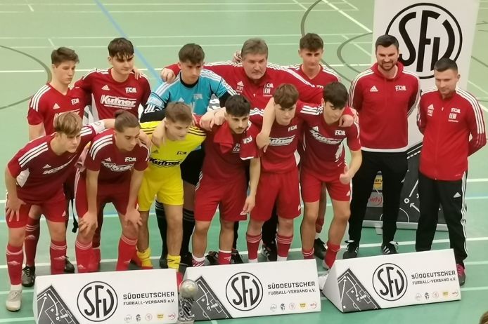 Hallenfußball - Turniere, Titel, Tore | BFV