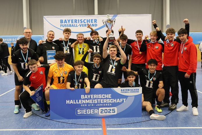 Jahresrückblick: Die Highlights des bayerischen Fußballjahres 2025 | BFV