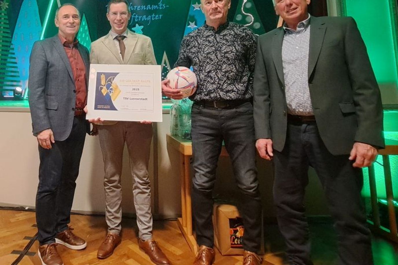 „Goldene Raute mit Ähre“ für den TSV Lonnerstadt | BFV