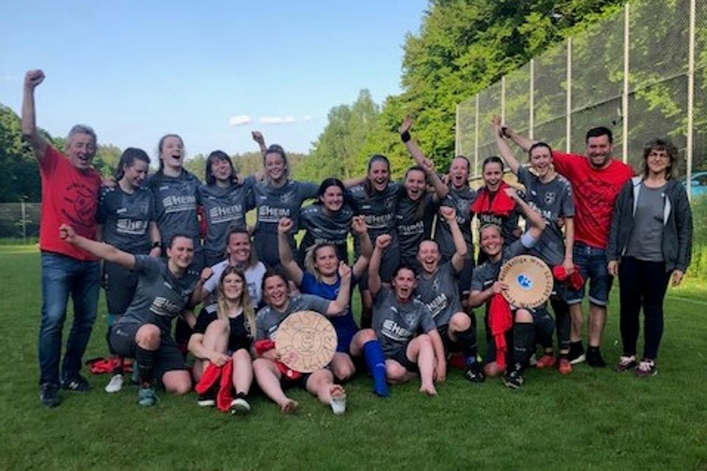 Der SSV Weng ist Meister der Frauen BZL West 2023 | BFV