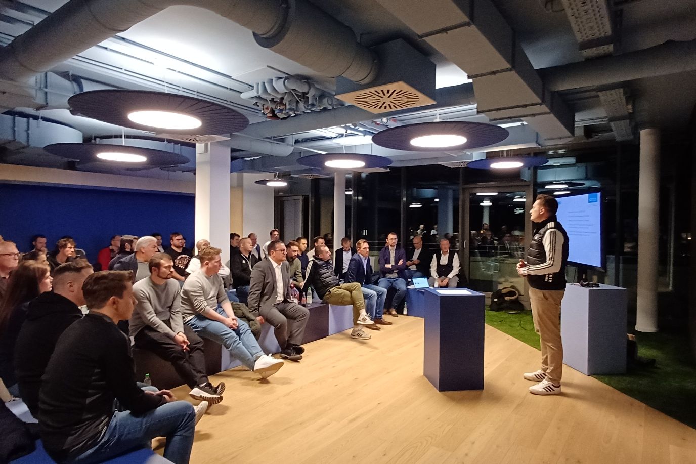 Neue Schiedsrichterobmänner für den Bezirk und die Kreise München und ...