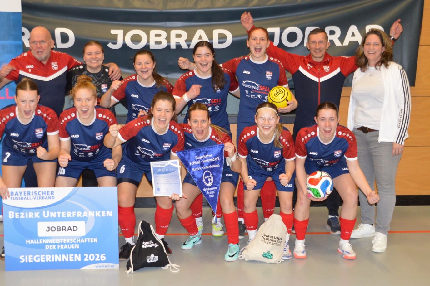 Hallenbezirksmeisterschaft der Frauen: Melissa Mennigs Paraden bringen ...