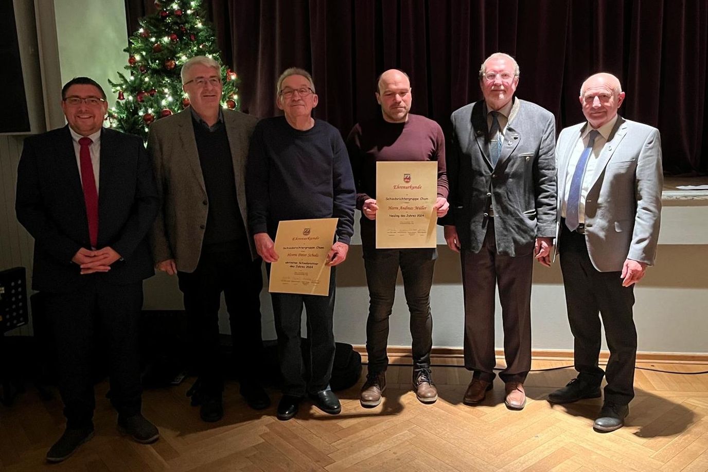 Jahresabschluss der Chamer Schiris: Ehrungen für die Aktivsten | BFV