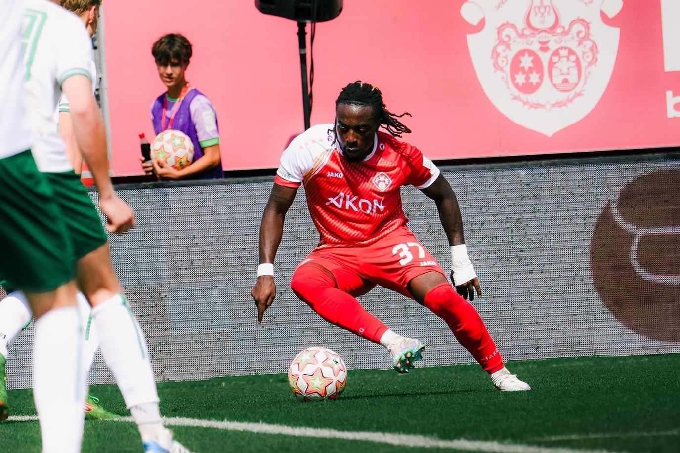 FC Würzburger Kickers: Eliot Muteba bleibt an Bord | BFV