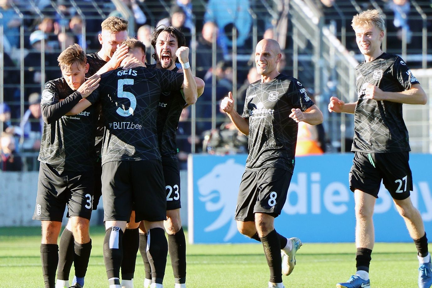 Rekordkulisse im Grünwalder Stadion: Haching steht im Toto-Pokal-Halbfinale | BFV